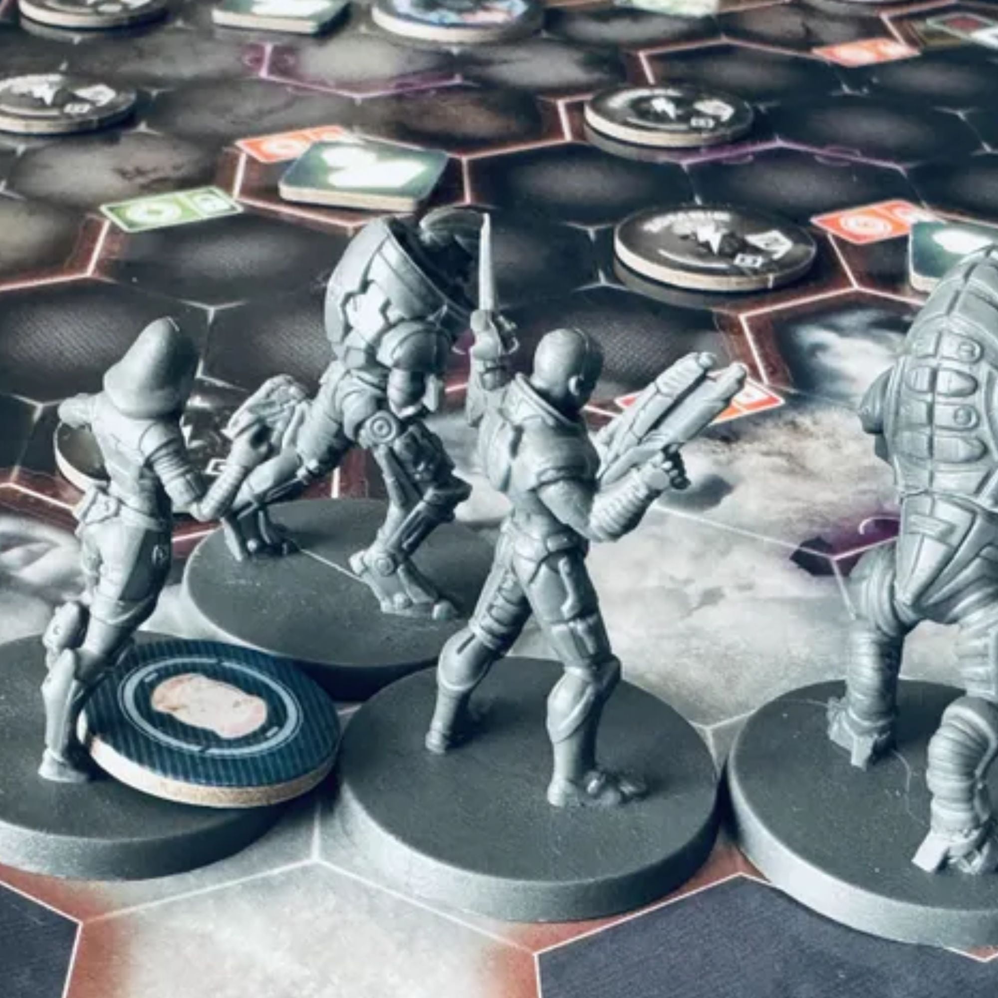 Mass Effect Board Game - Prioridade Hagalaz - Bravo Jogos