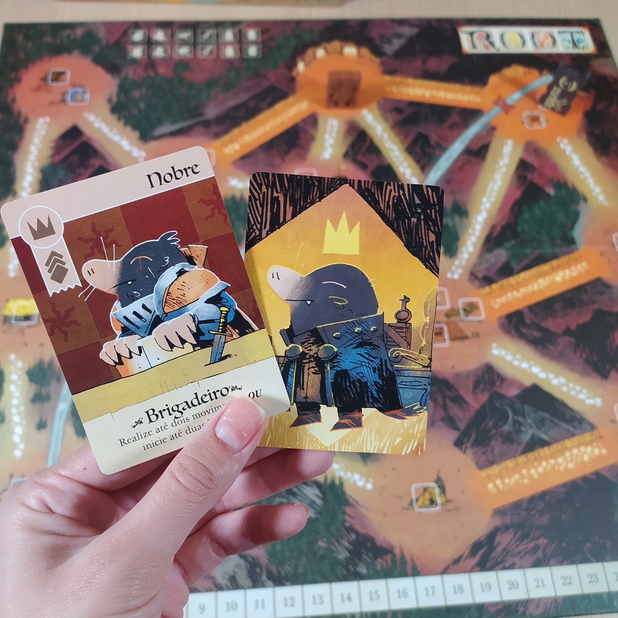 Root: Expansão Submundo board game